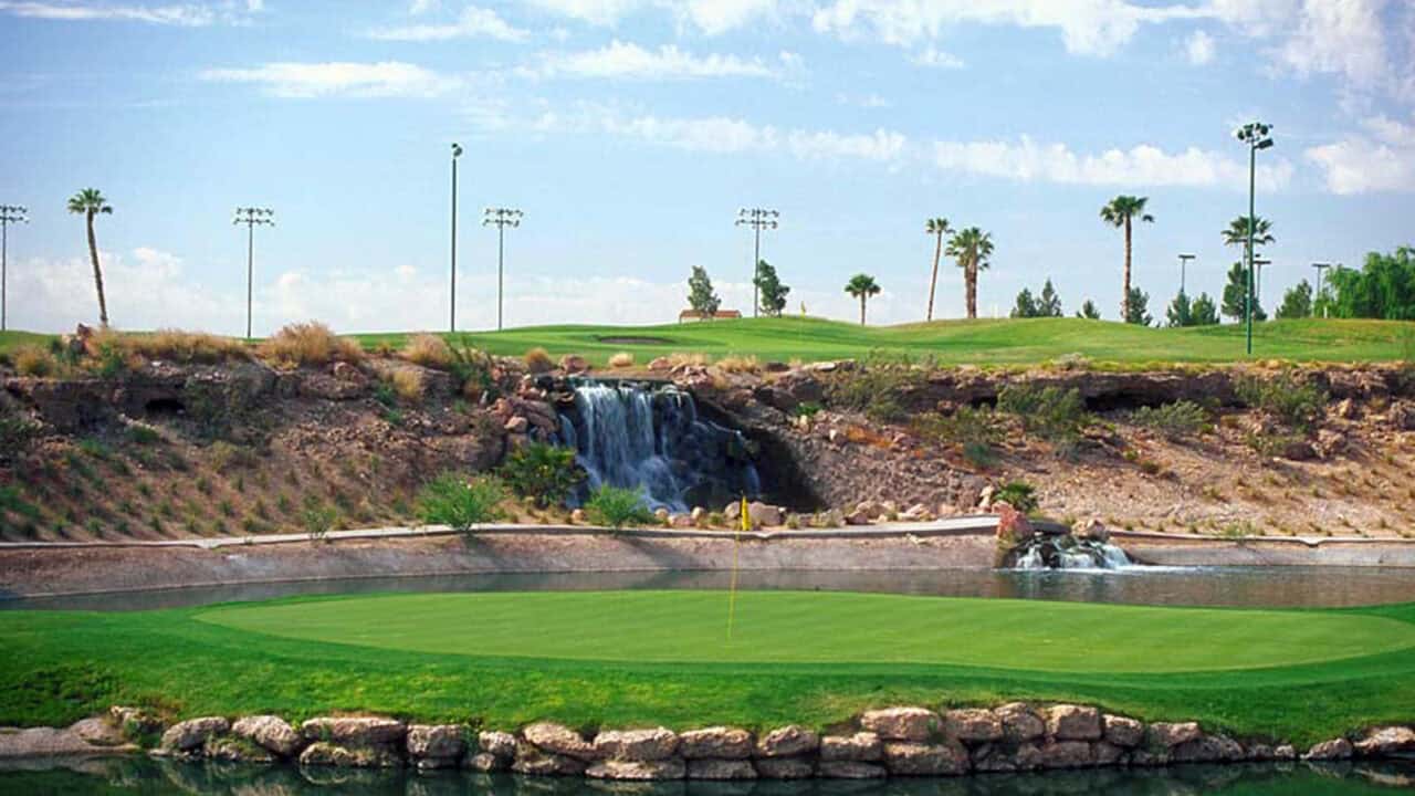 Cloud 9 Golf Course in Las Vegas (Incredible Short Course)