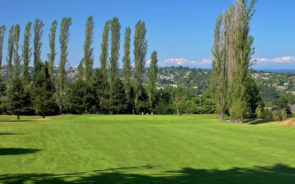 Affordable Par 3 Near Seattle - Par 3 at Jefferson Park