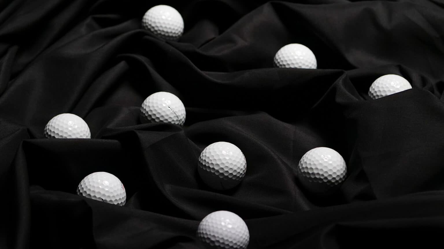 Who Makes [Insert Brand Name] Golf Balls? Get the Scoop.