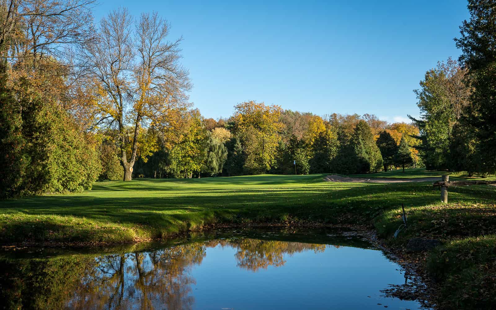 Executive Golf Course in Laval - Club de Golf Le Cardinal