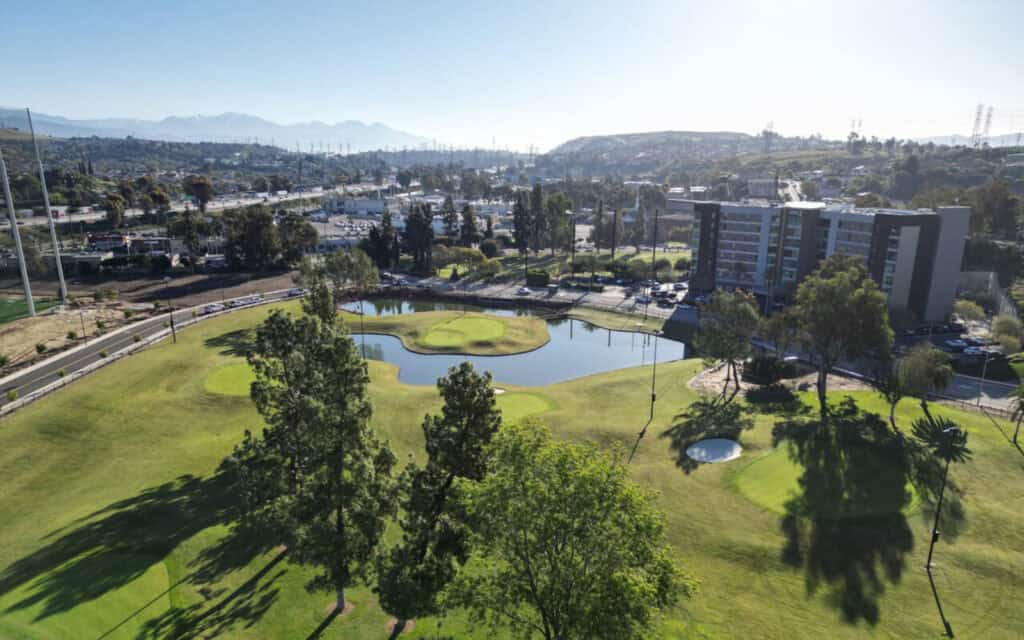 Bella Verde Par 3 Course in Montebello (Offering Night Golf)