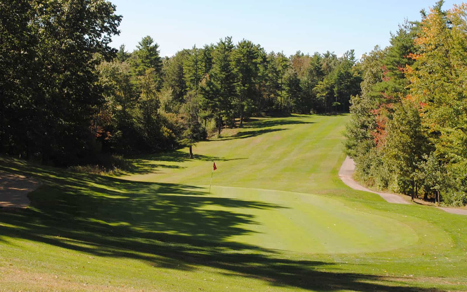 Par 3 Course in Derry - Hidden Valley RV and Golf Park